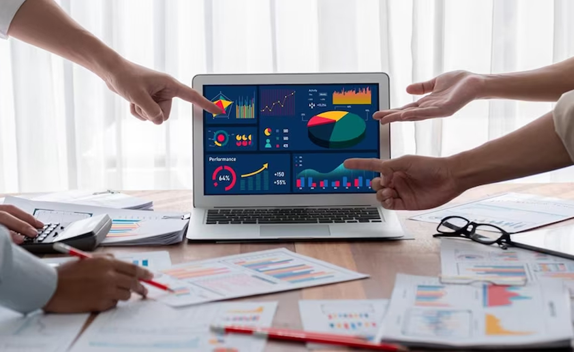 The Ultimate Guide to All-In-One Digital Marketing Platforms With CRM ...